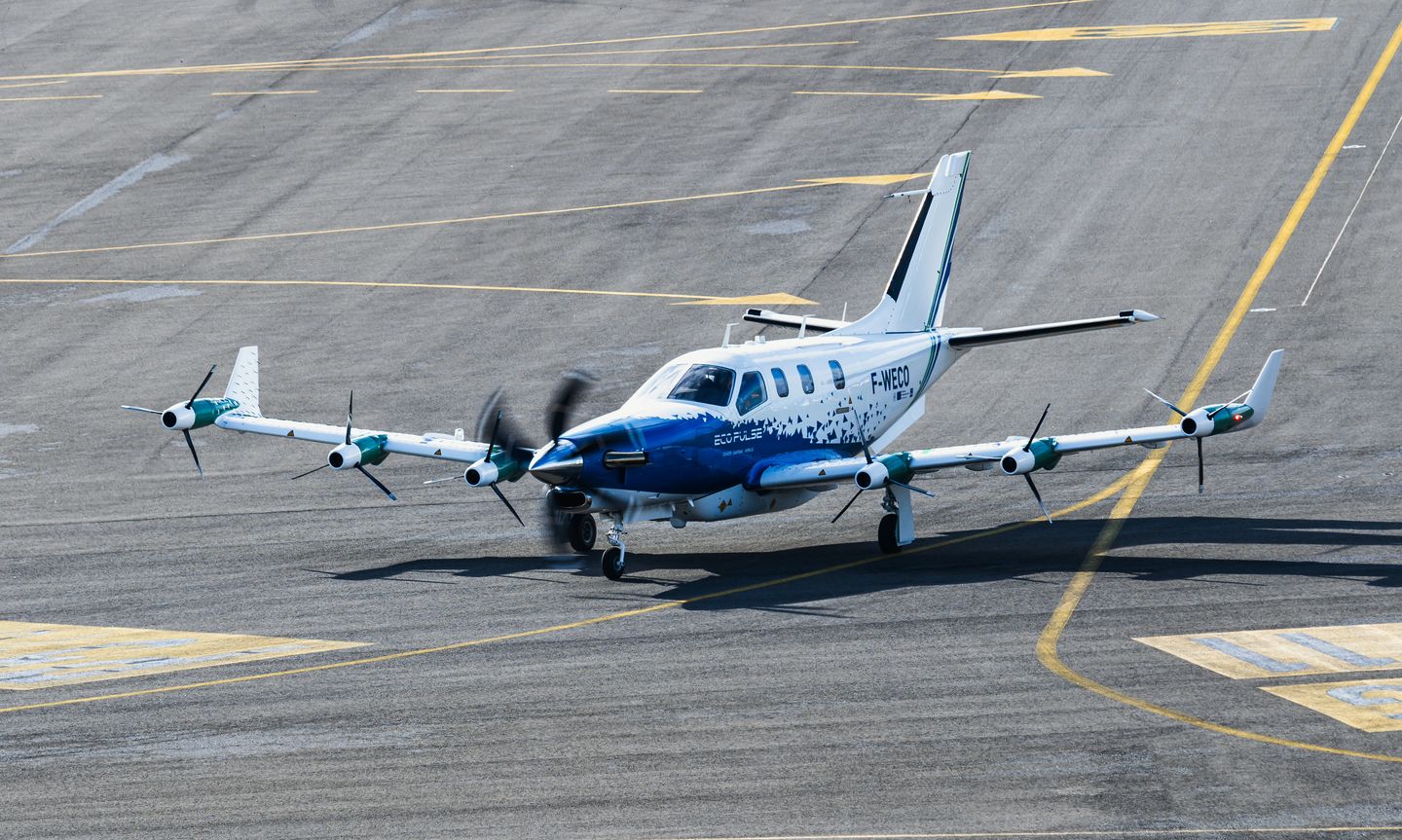 Airbus, Daher and Safran’s hybrid demonstrator makes first test flight ...